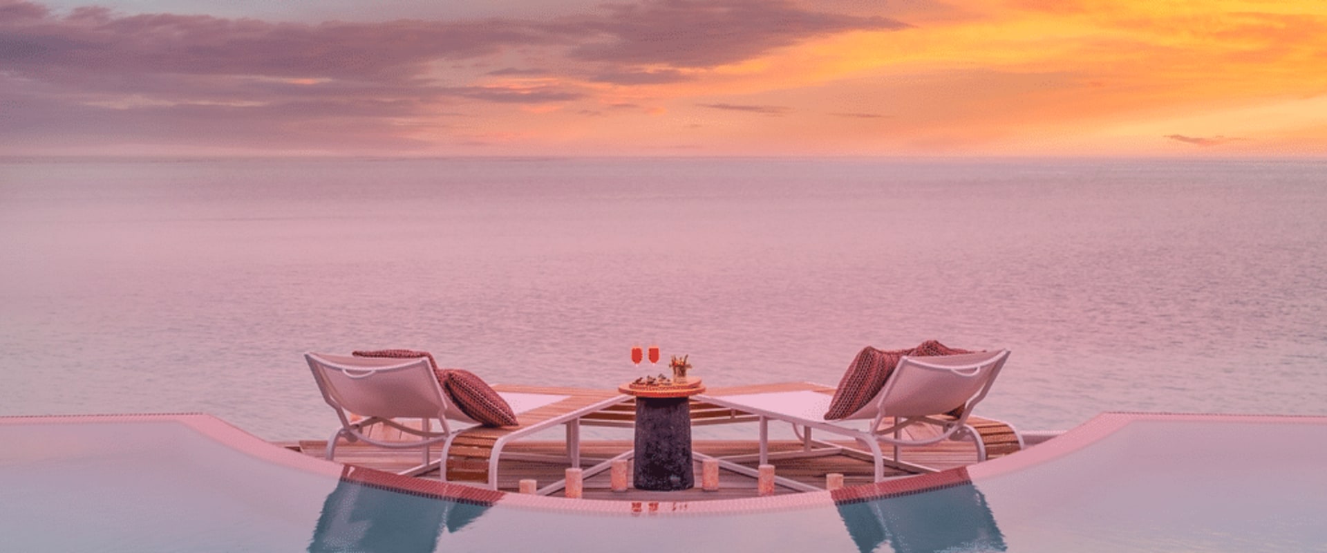 Exploring the Luxurious World of Infinity Pools